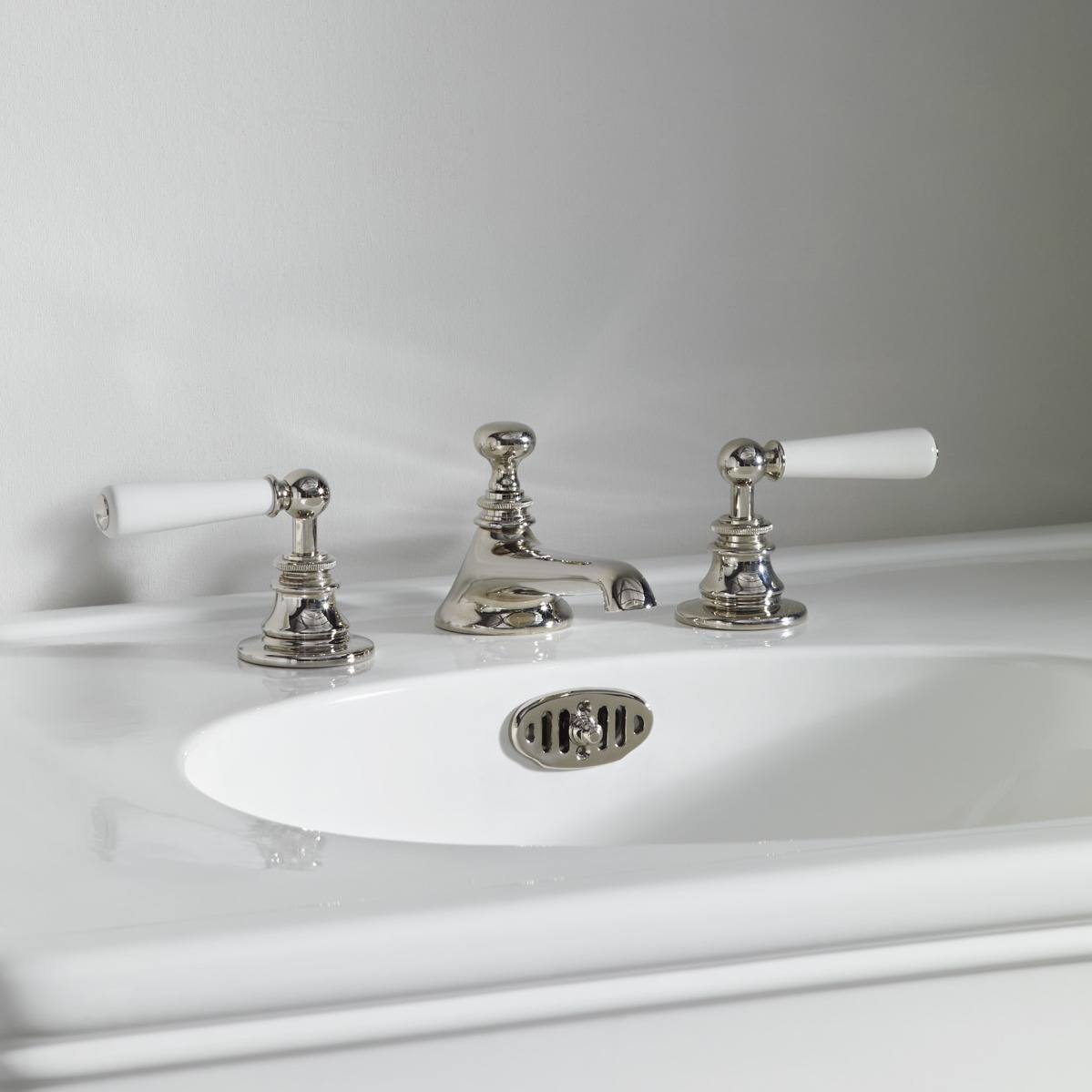 Soho deck mounted 3 hole basin mixer